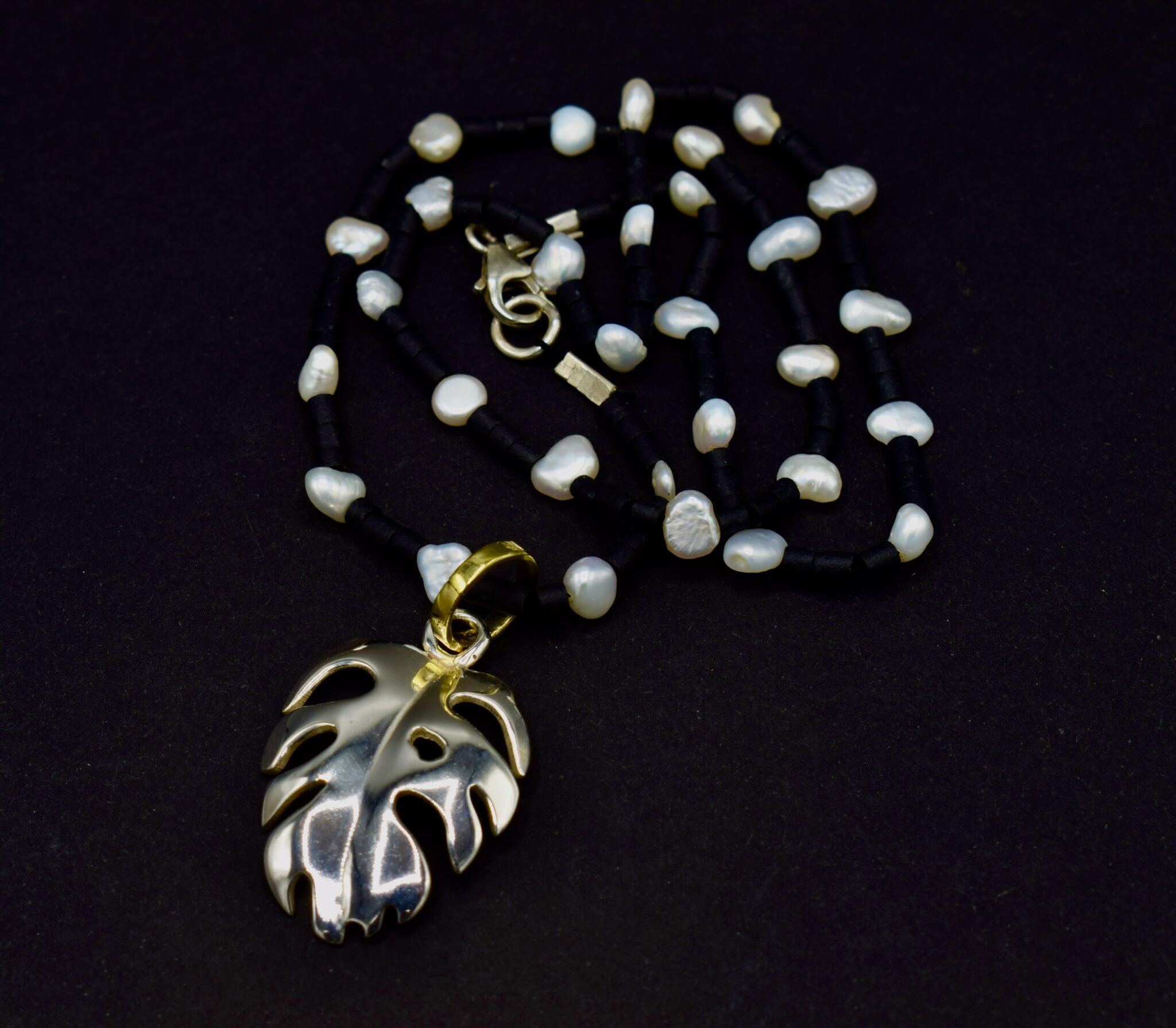 Pretty met Kitty – Sieraden & Visagie